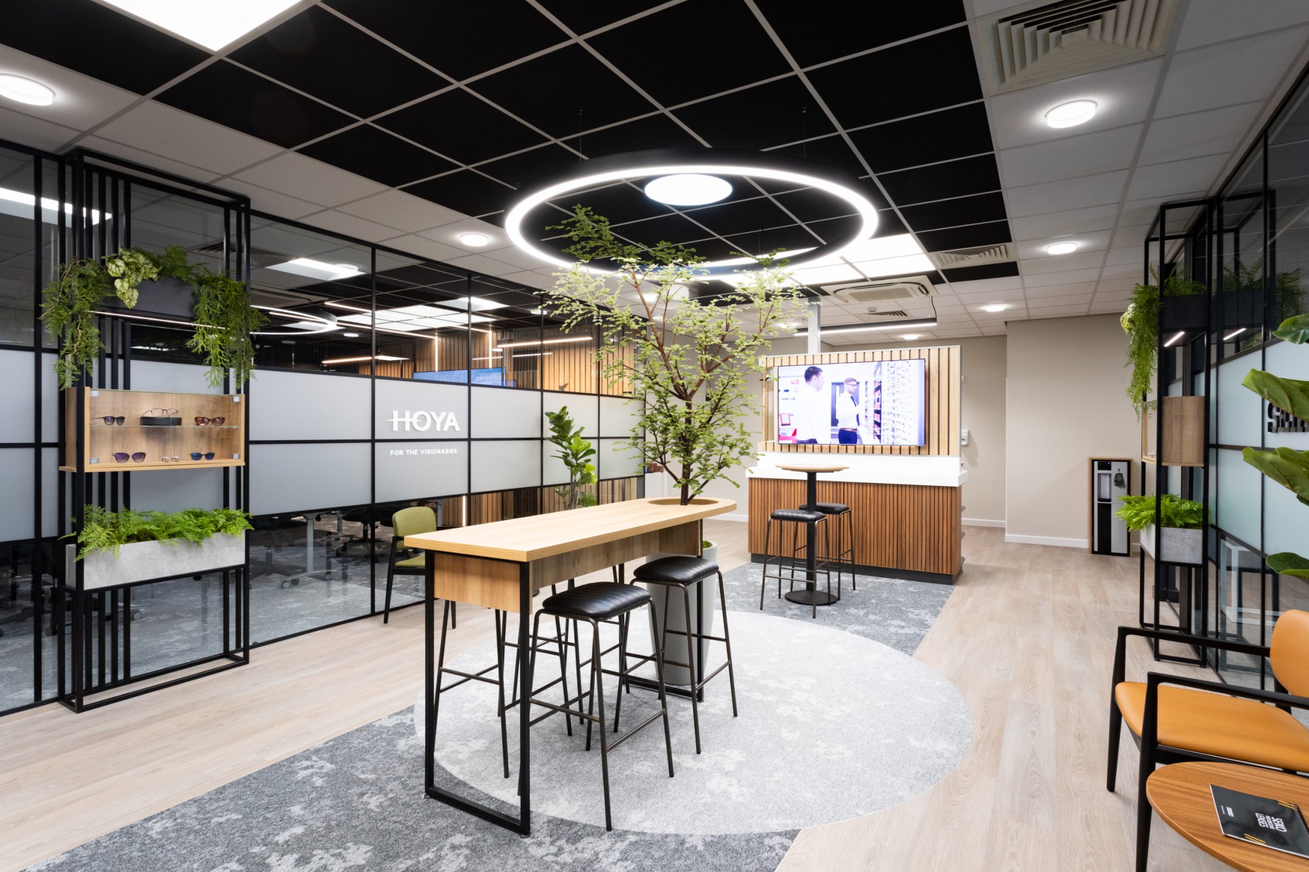 HOYA - Retail Experience Design